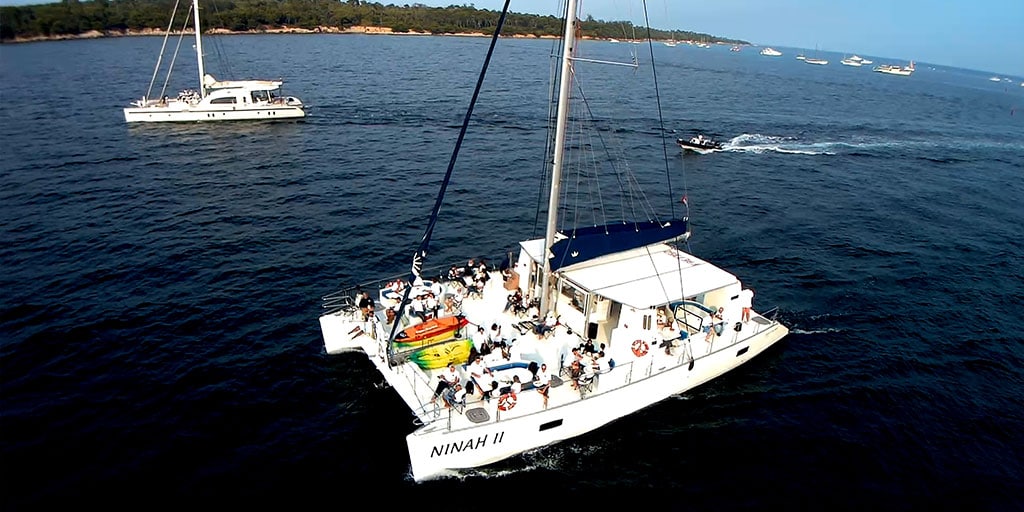 Nautical team building in Nice on sailing boat or yacht with your company